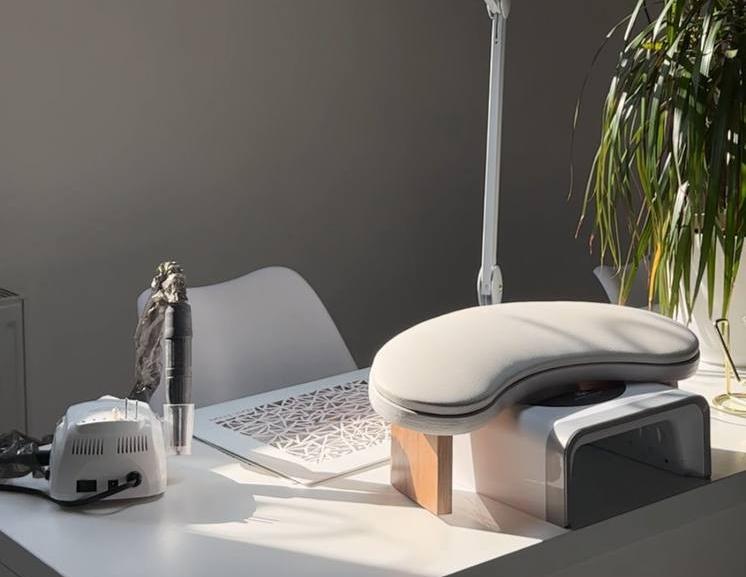 ТАЮ - Коррекция бровей, Спа-процедуры, Маникюр без покрытия, Маникюр с ...